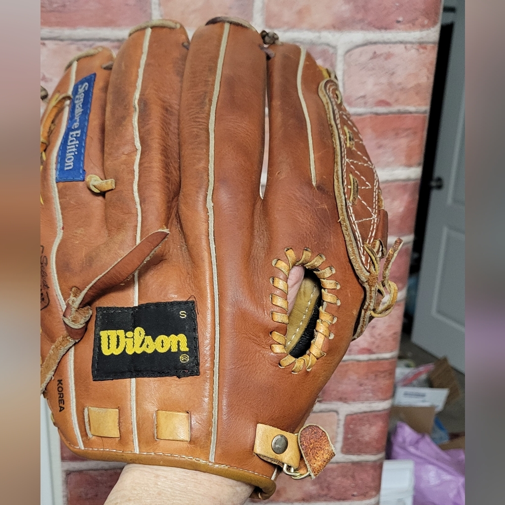 Wilson's Baseball Glove. Signature Series Barry Bonds… - Gem